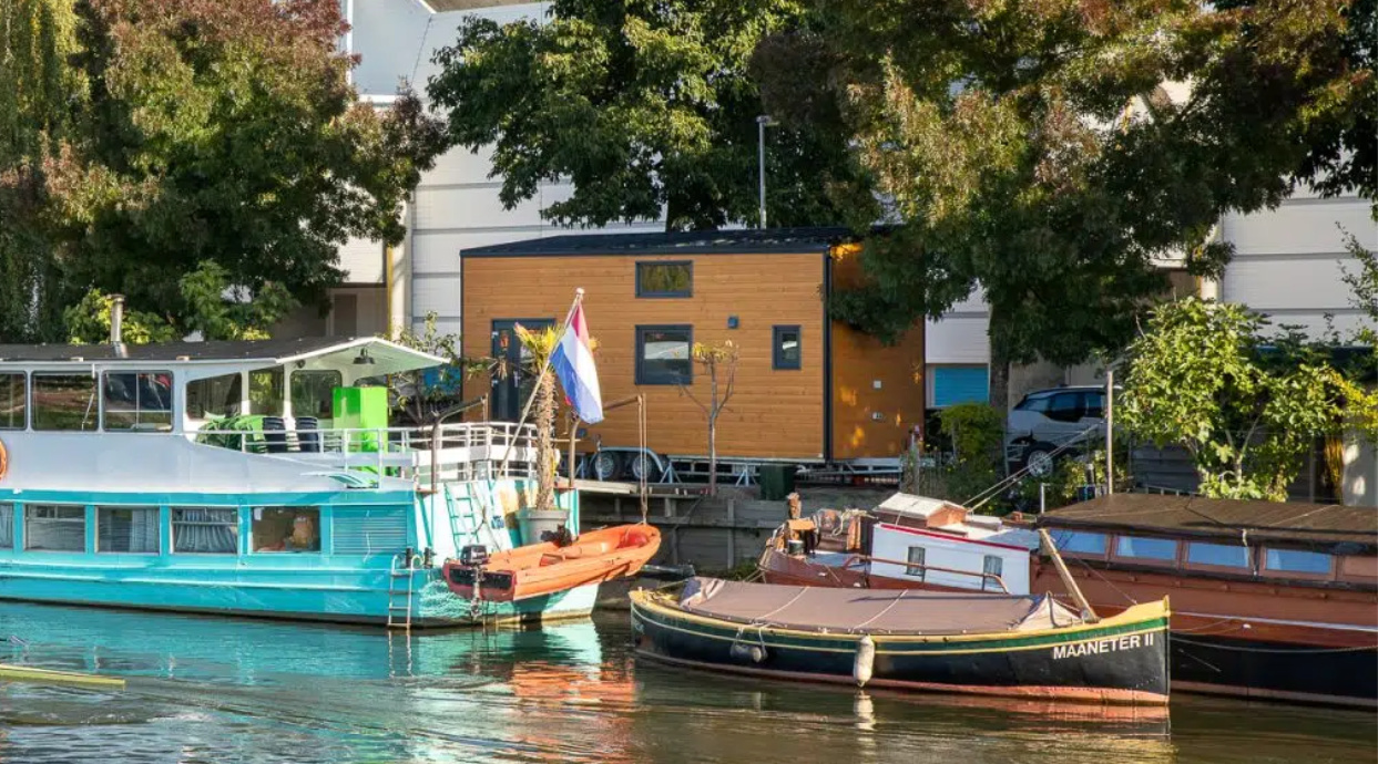 Tiny houses voor kwetsbare jongeren - Klein Wonen Magazine